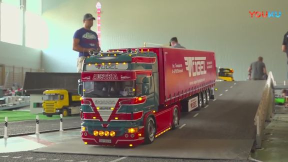 RC遥控斯堪尼亚奔驰半挂卡车