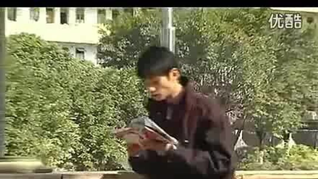 初中班会优酷网-中学生班主任主题班会视频2奋斗永不止步_标清.mp4