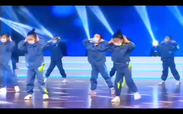 儿童舞蹈_幼儿舞蹈 抗疫舞蹈《你的答案》六一舞蹈 最酷的小孩 才艺...