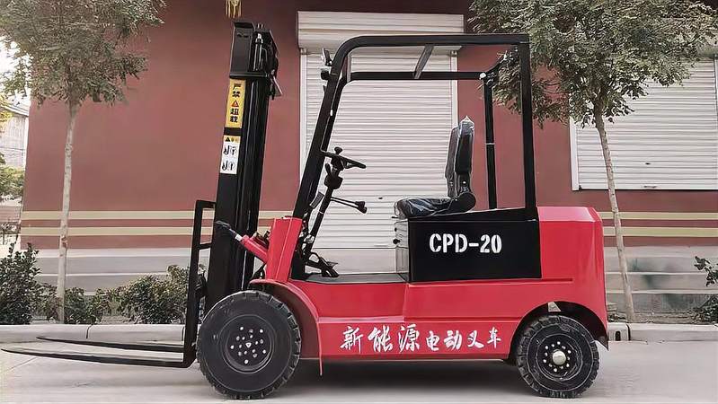 电动叉车怎么开教程视频