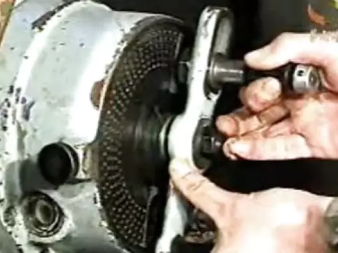 数控加工的视频 数控机床编程与操作