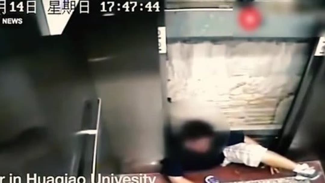 恐怖的电梯事故,注意安全且行且珍惜