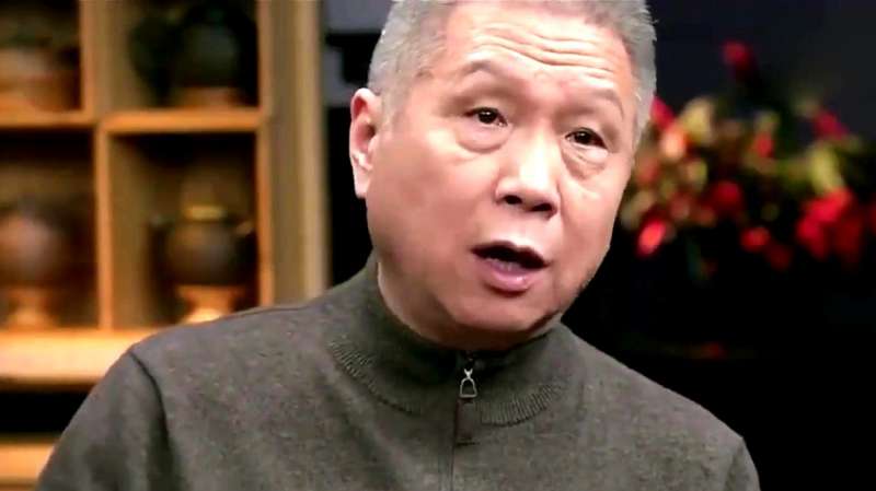 圆桌派马未都:我年轻的时候不是好人,放出照片果然有戾气!