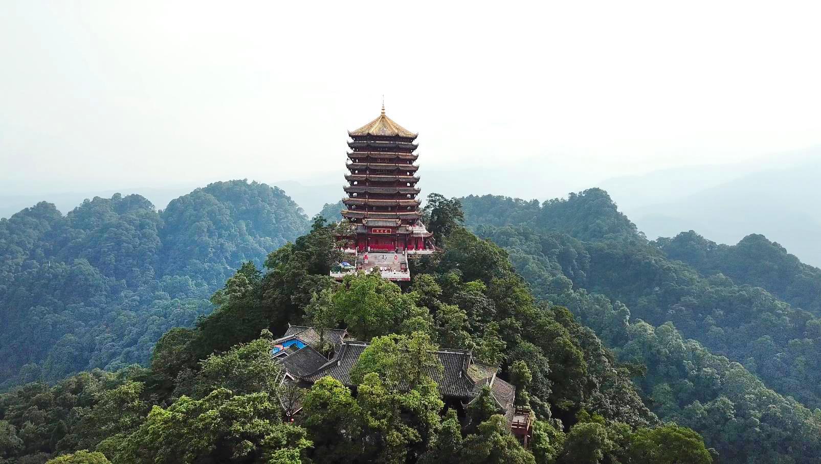 航拍:中国五大仙山之一 道教四大名山之首