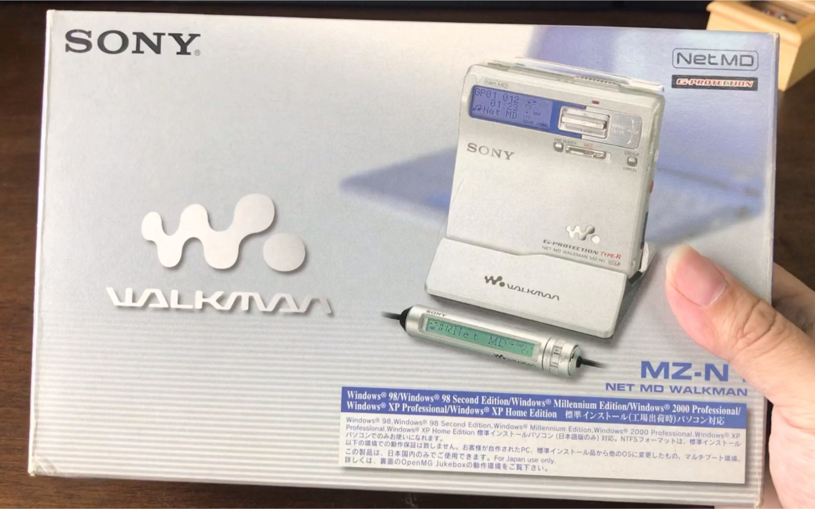 ...弹:索尼 SONY MZ-N1年轻人的第一台 NET MD开箱视频 索尼大法