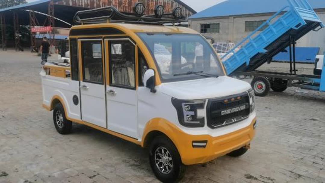 四门四座皮卡车,载重1000斤,室内可做四到五人