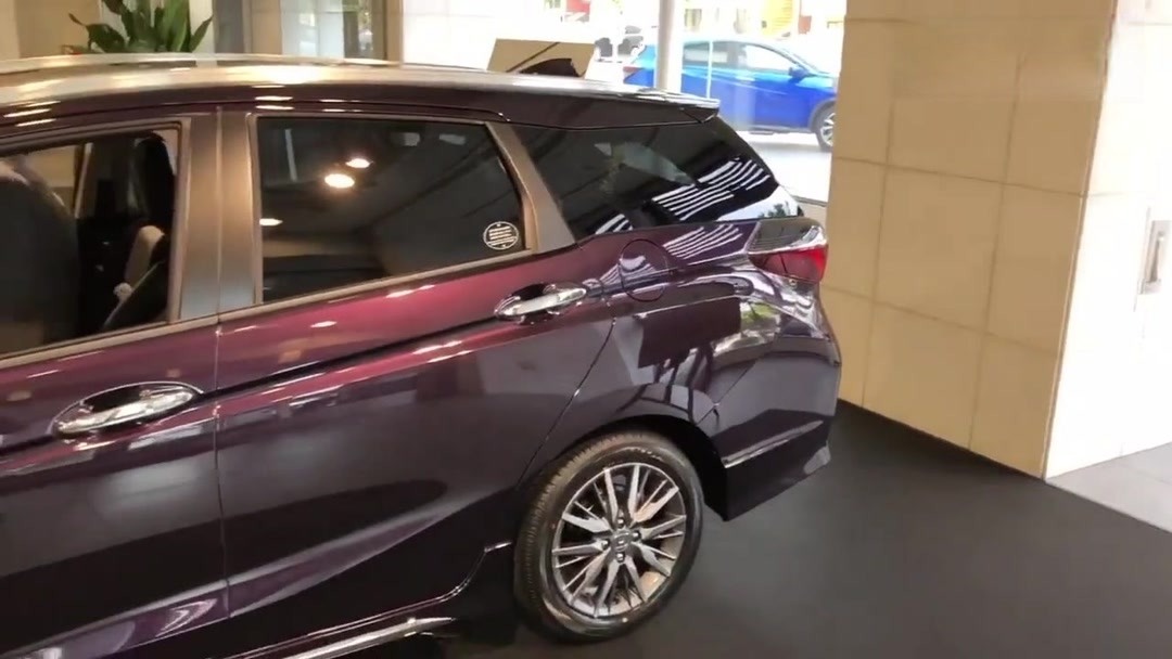 本田全新入门级MPV,日本实拍2019款本田Shuttle混动版