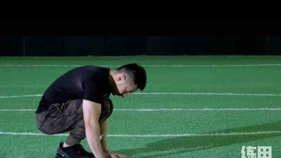 LJP儿童体能基础动作-翻滚-前滚翻。