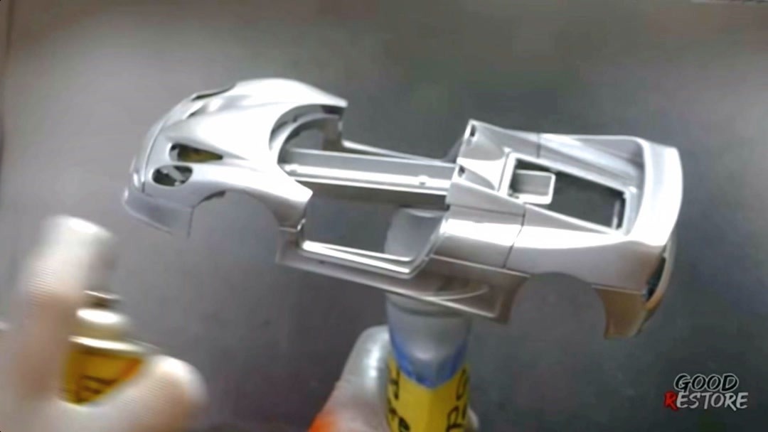 法拉利模型被修理后超酷