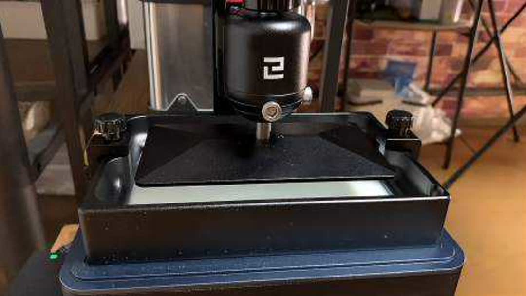 原来3D打印机是这样的!介绍一下我新入的LCD光固化打印机