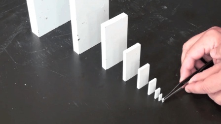 神奇的多米诺骨牌效应, 你猜能否推倒最大的块?