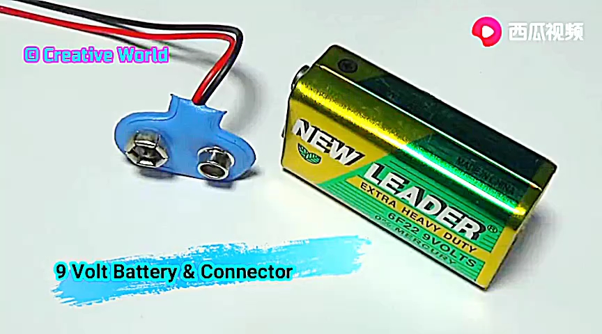 我应用3个三极管、一个喇叭、手机音频线插头、9伏方块电池、就制作...