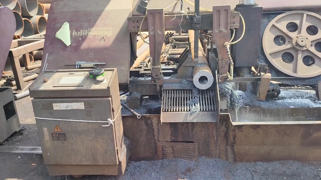 聊城无缝钢管定尺加工厂