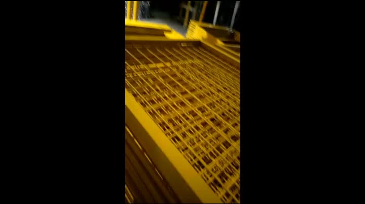 河南基坑护栏 升降机防护门厂家 批发电梯洞口安全门