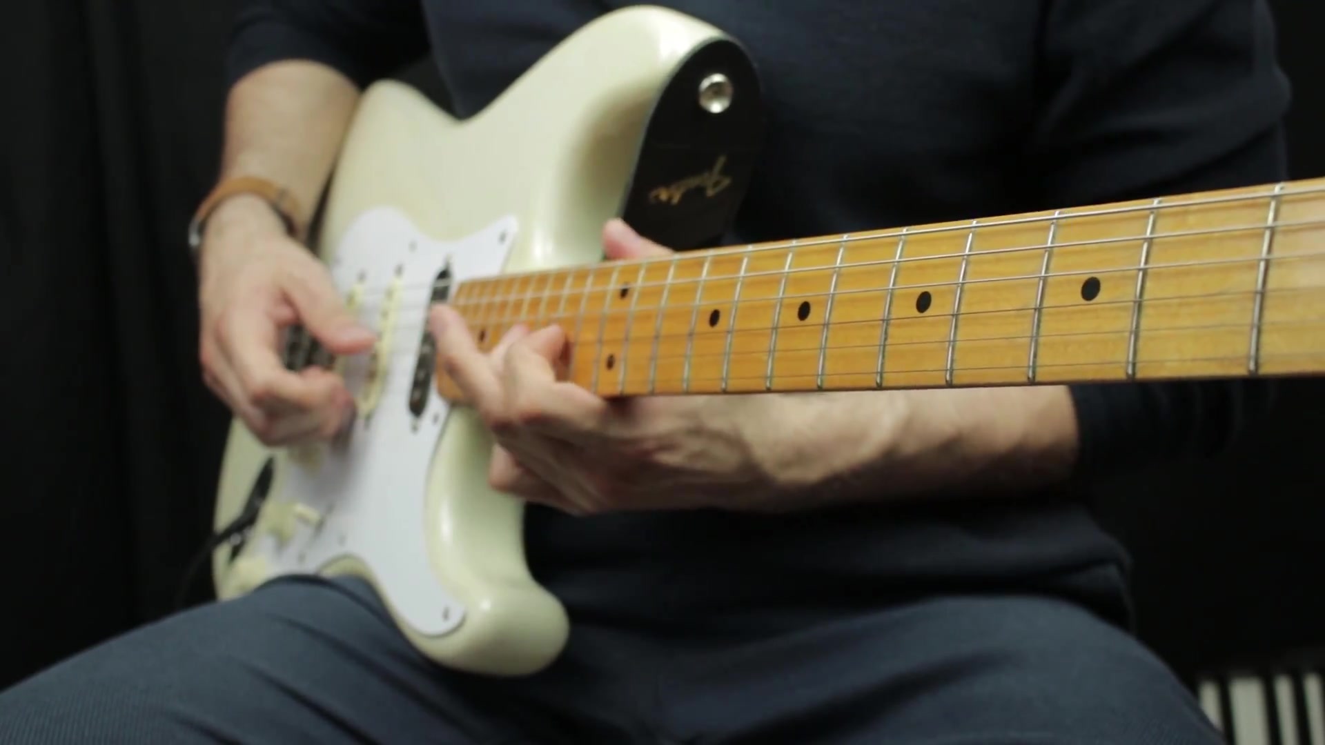 【乐句】A调囧妹布鲁斯民谣风格吉他即兴-附和弦进行与音阶图