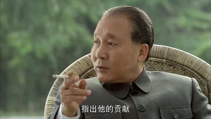 历史转折:历史决议关系重大,两位领导人达成一致,实事求是!