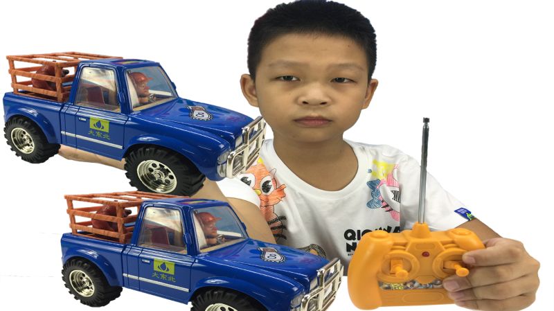 熊出没光头强皮卡车爆笑一分钟