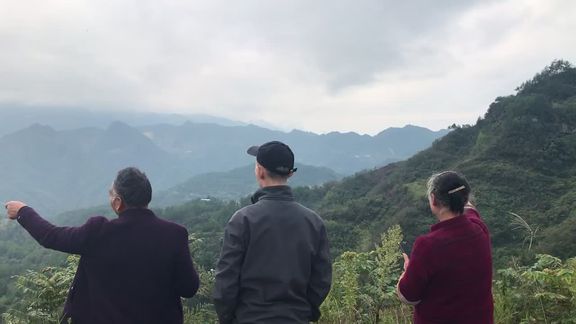 不晓得他俩爷子说的撒#家乡#陪父母