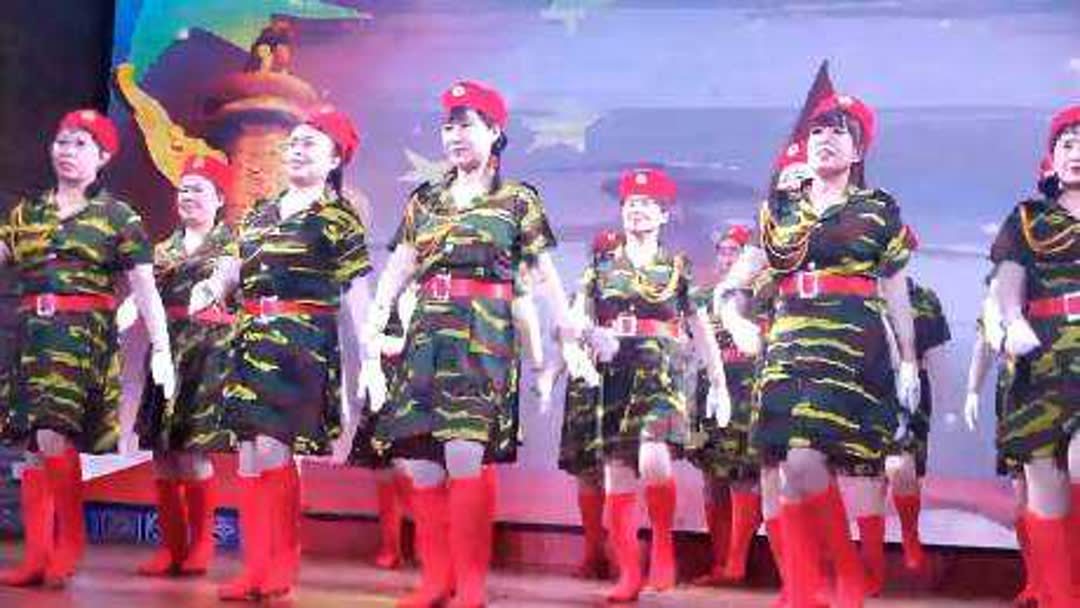他们表演的舞蹈《祖国不会忘记》;军人的风采,豪迈大气