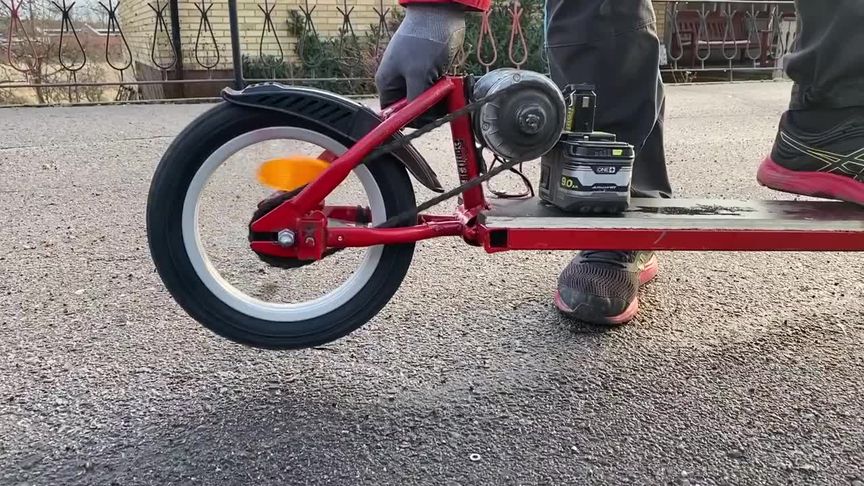 牛人制作 如何在家里做电动滑板车