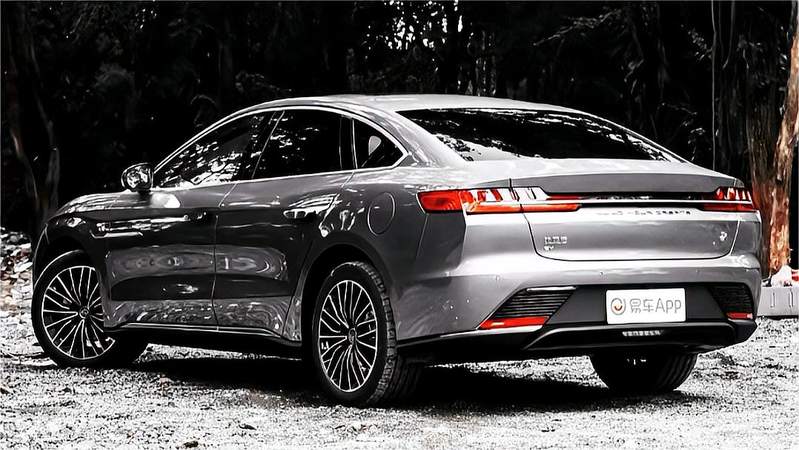 2022款比亚迪汉EV来了,颜值不输BBA,续航里程710公里