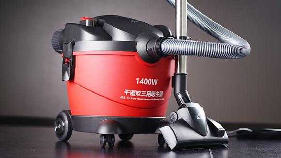 小巧精悍+性能王!小狗D-809桶式吸尘器评测