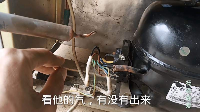 冰箱不制冷,维修的详细过程,好的方法分享五03