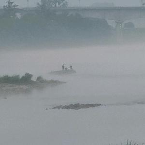 在家闭关修炼中 