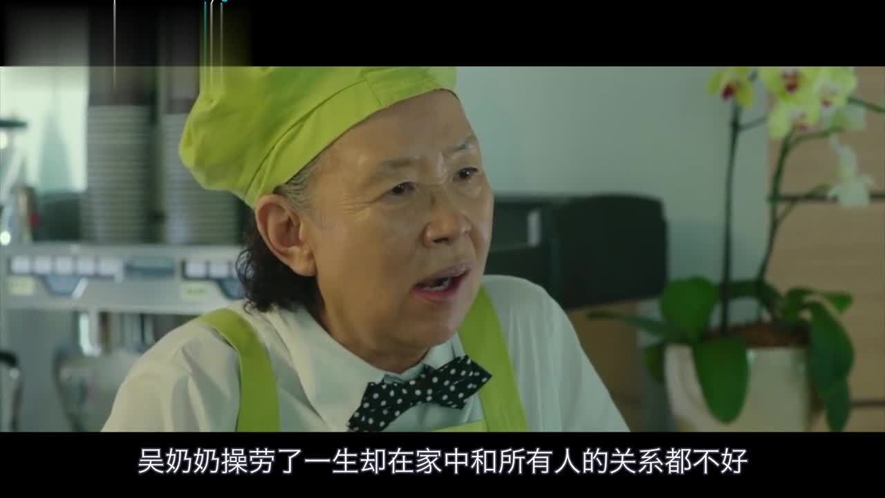少女伤口出血后周围皮肤瞬间老化,朋友用针试出端倪!