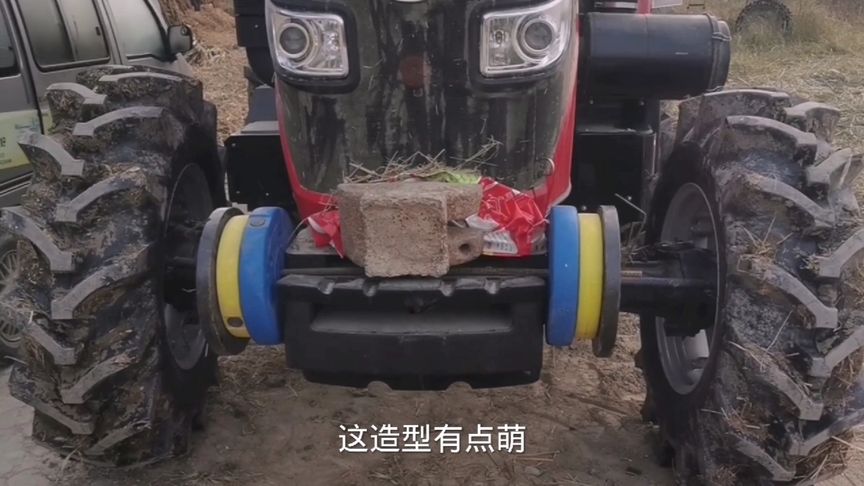 水稻收割接近尾声小麦播种进展很快已经下了近200亩继续奋战。