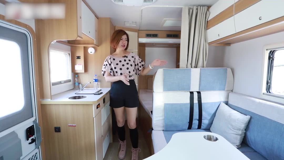 5口人选啥房车?3张大床足够睡,价格不贵还是大品牌C2本能开