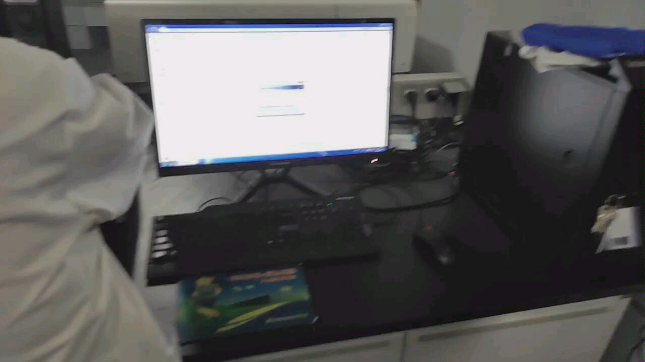 荧光倒置显微镜