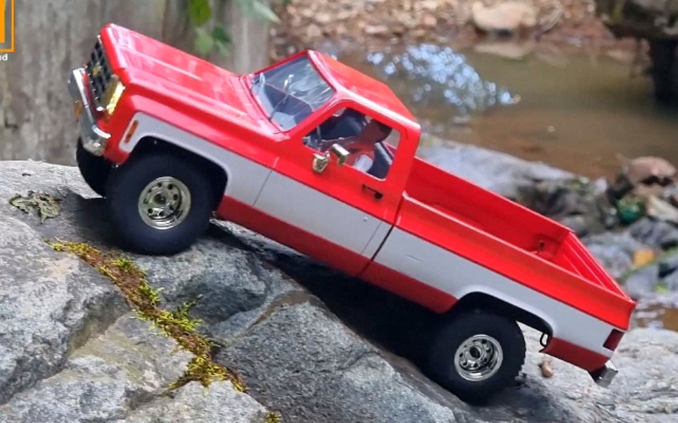 【户外攀爬】FMS遥控攀爬车 1/18 雪佛兰K10模型遥控皮卡 遥控车