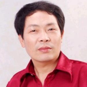 红色教员传承红色文化 