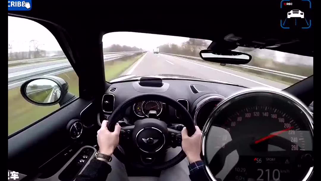 宝马MINI上高速后,看仪表盘数字后就服车主