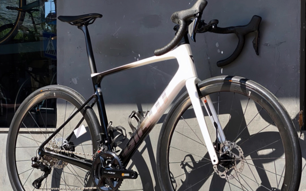 捷安特Defy Adv pro1碳纤维车架,碳座垫碳前叉,碳座杆,SLR 1碳轮...