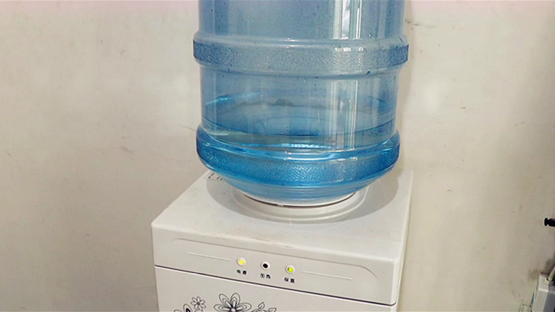 饮水机一直用时开省电还是开着省电?我也才知道,抓紧提示身边人