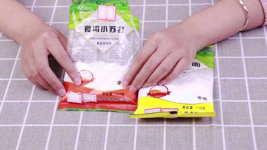 小苏打和食用碱有什么区别?长知识了,以后不敢乱用了