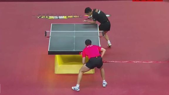 张继科与许昕精彩对拉,观众们看的很过瘾