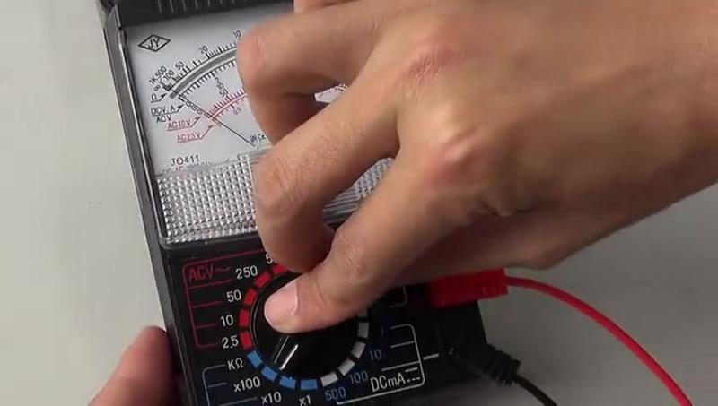 机械万用表的使用