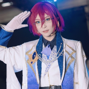 不想纠正依的君伊 