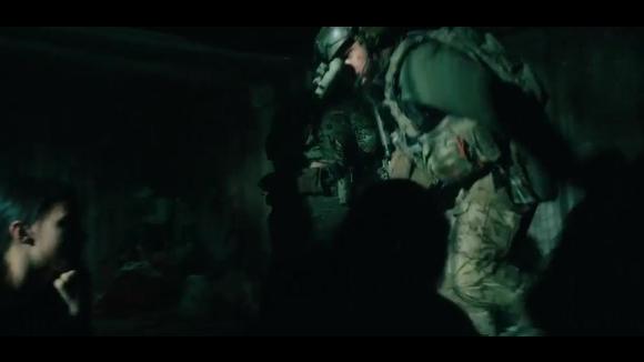 接到指令!全副武装!突破一间间房间,寻找目标任务!帅!