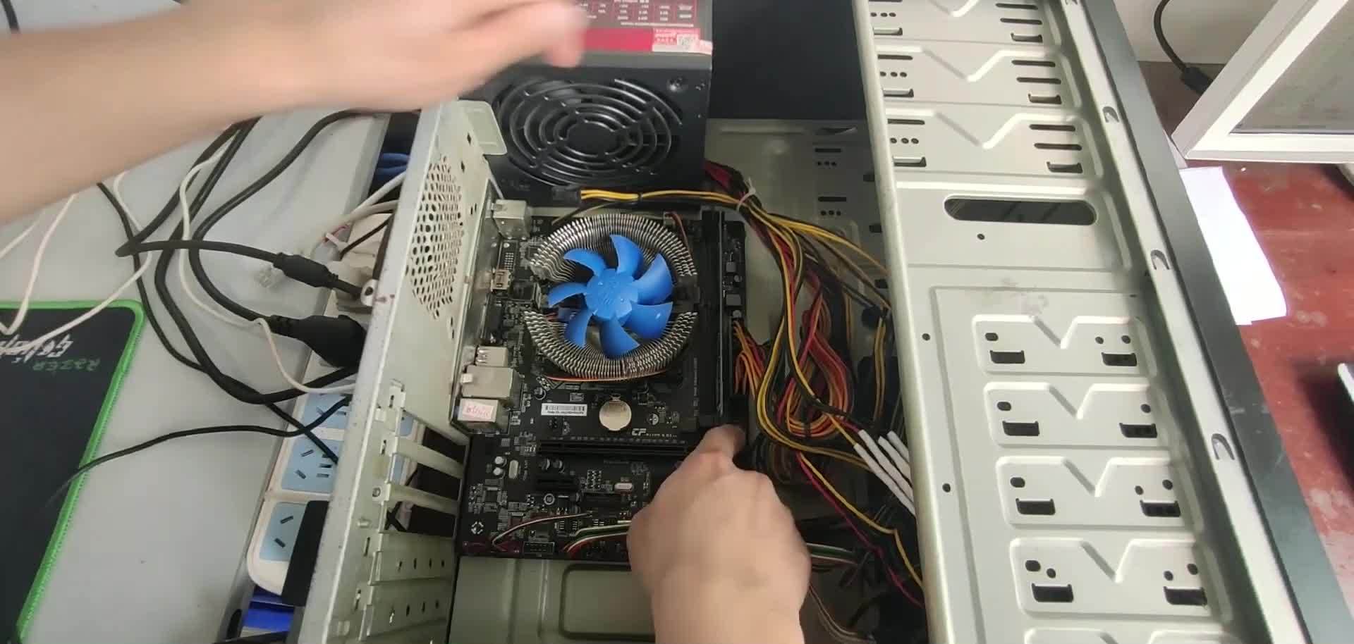 只添加两个配件让办公电脑秒变游戏机,说不定您的.