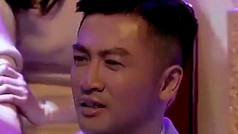 小伙子模仿五个明星的歌声,下一秒,惊艳全场!