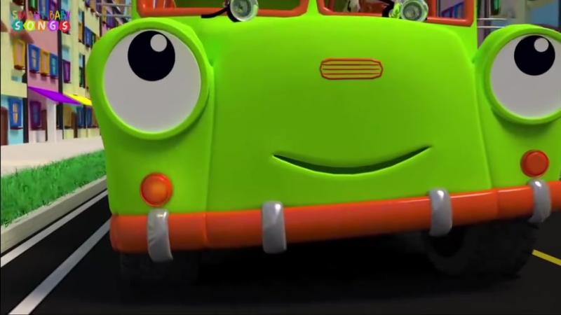 公共汽车上的车轮转动和旋转