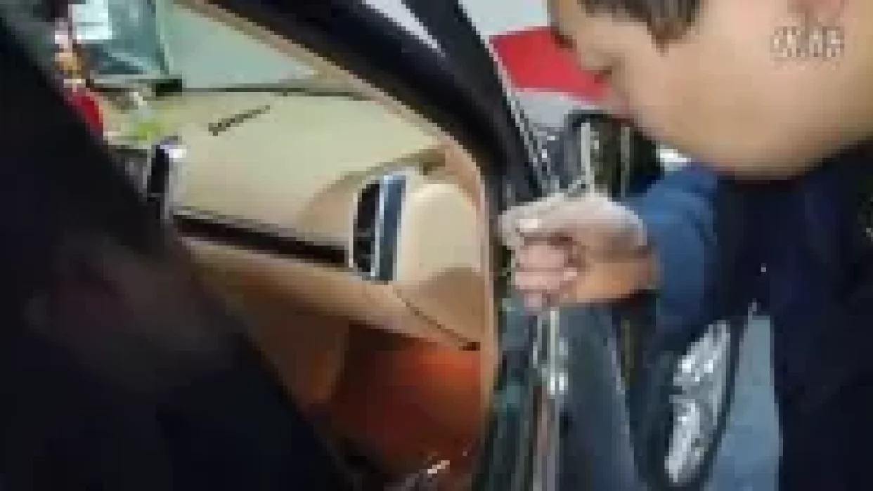 汽车门玻璃压条拆卸工具