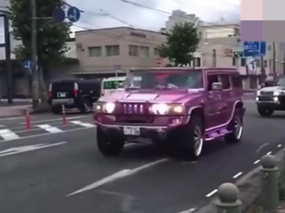 豪车的车轮都是不转动的吗?不是拍下谁会相信!