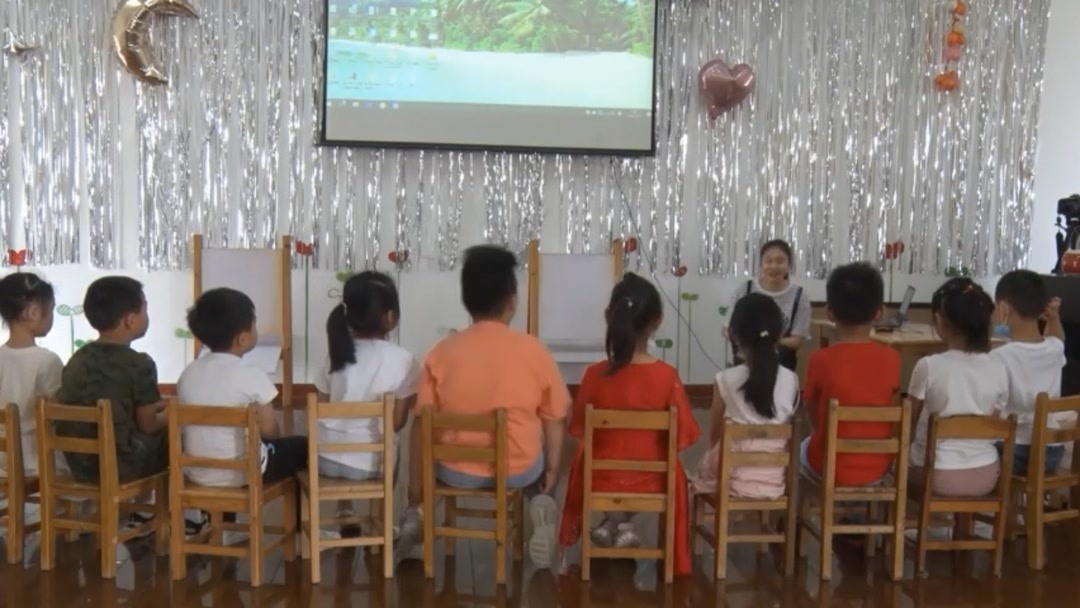幼儿园公开课大班语言《粽子里的故事》