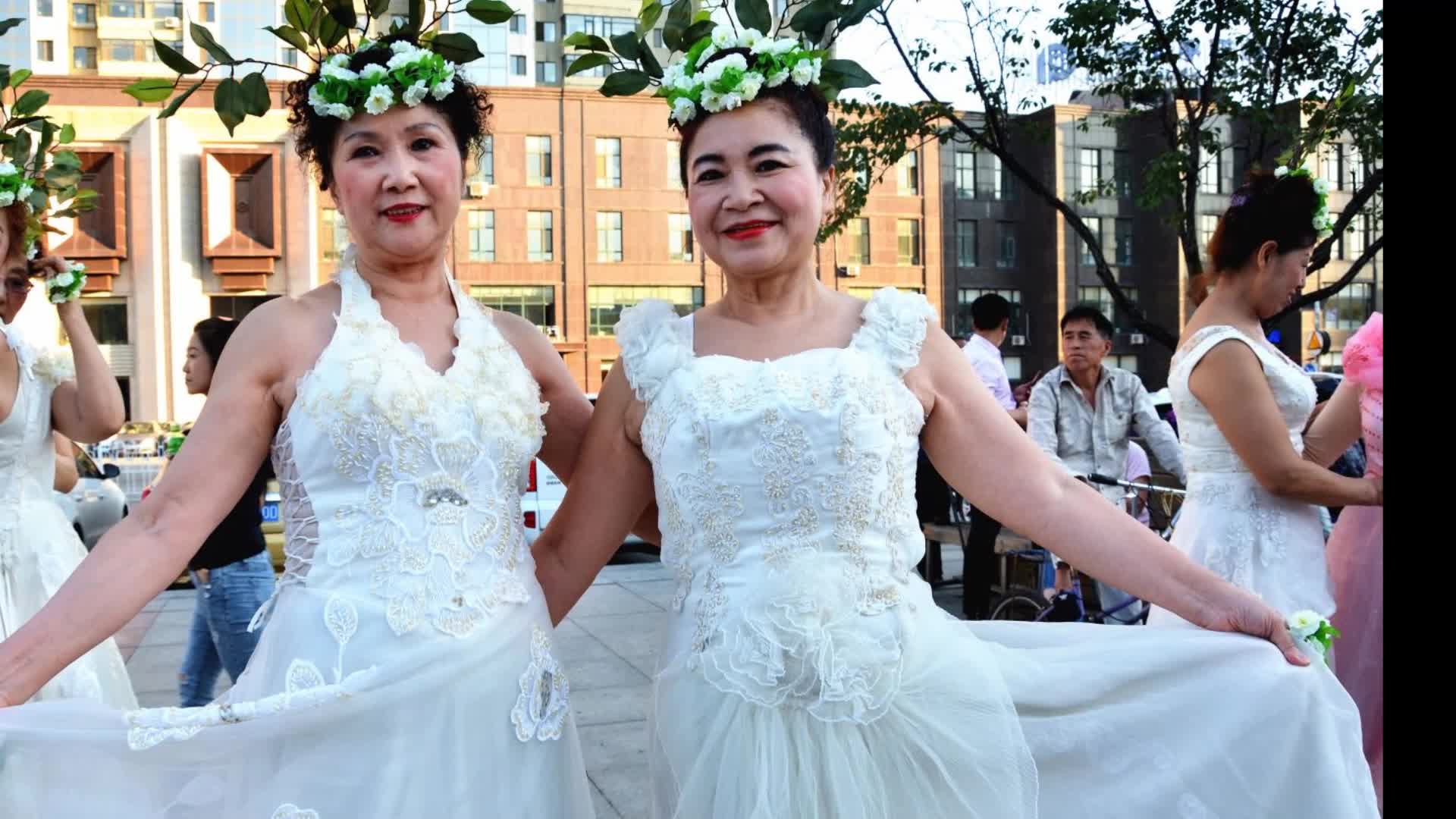 红歌艺术团模特表演《茉莉花》