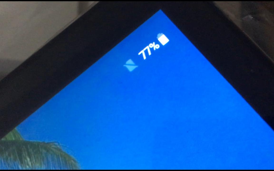 昨天刚刚到货的网购平板电脑有几处划痕裂痕(早提醒检查好再发货...